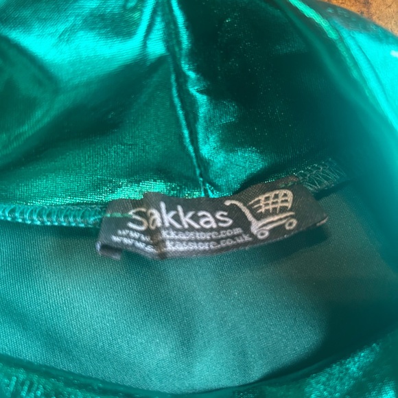 Sakkas | Tops | Sakkas Green Metallic Long Sleeve Crop Top | Poshmark